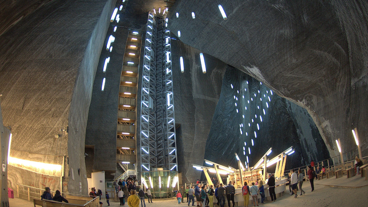 Salina Turda se închide publicului mai devreme pe 11 februarie pentru a ...