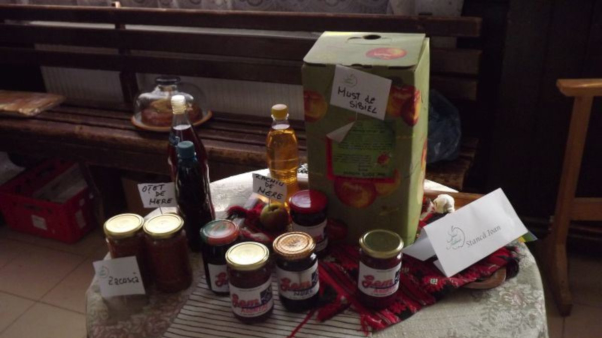 Haideți în Fîntînele și Sibiel la târgul și degustarea de mere din ...