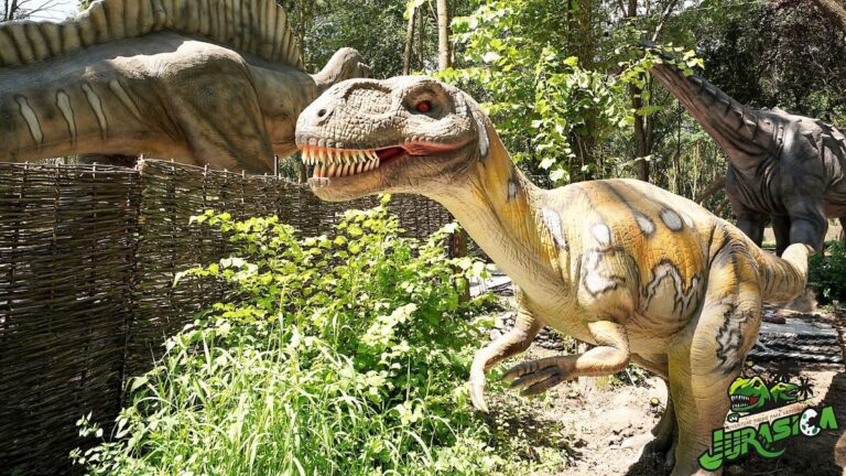 În stațiunea Neptun s-a deschis singurul parc tematic de dinozauri de ...